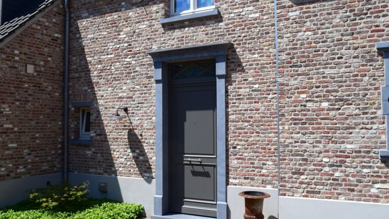 Vlaamse villa met bijgebouw - Arceau Ontwerpers